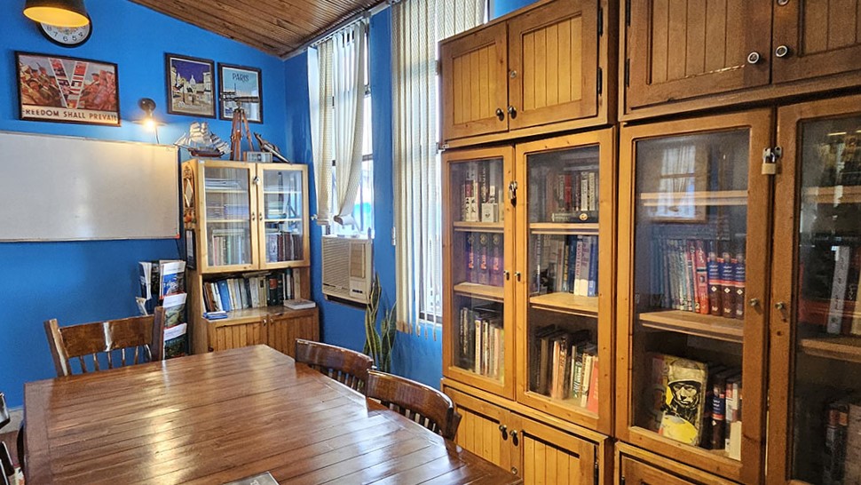 Library – vanguard ww2 museum